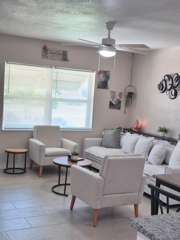 Stunning New Modern Gem Prime St. Pete - St. Petersburg, FL