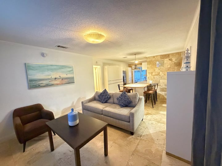 Comfortable Apartment 2br #1 - Pompano Beach, FL