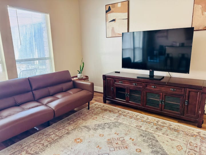 Women's Co Living Open Loft - Irving, TX