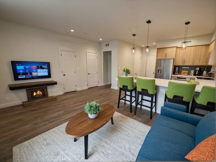 Cozy 1br In Koreatown | Near Dtla Dining & Transit - Hollywood, CA