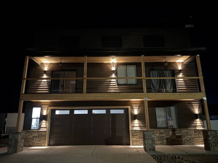 Modern And Cozy - Rexburg, ID