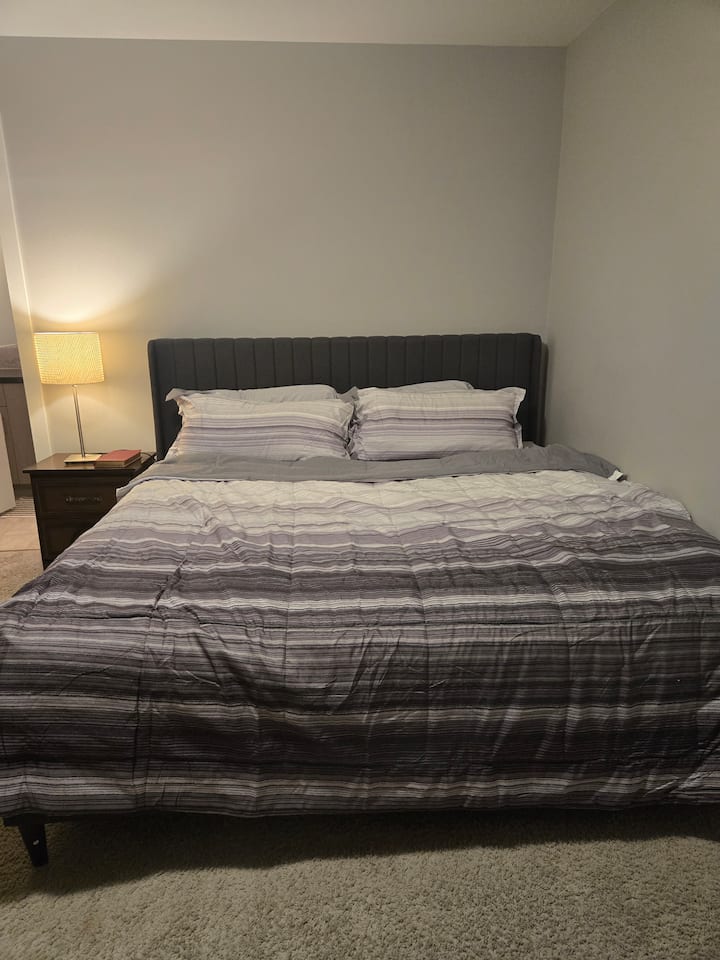 Standard Bedroom With King Size Bed To Rejuvenate. - Lethbridge