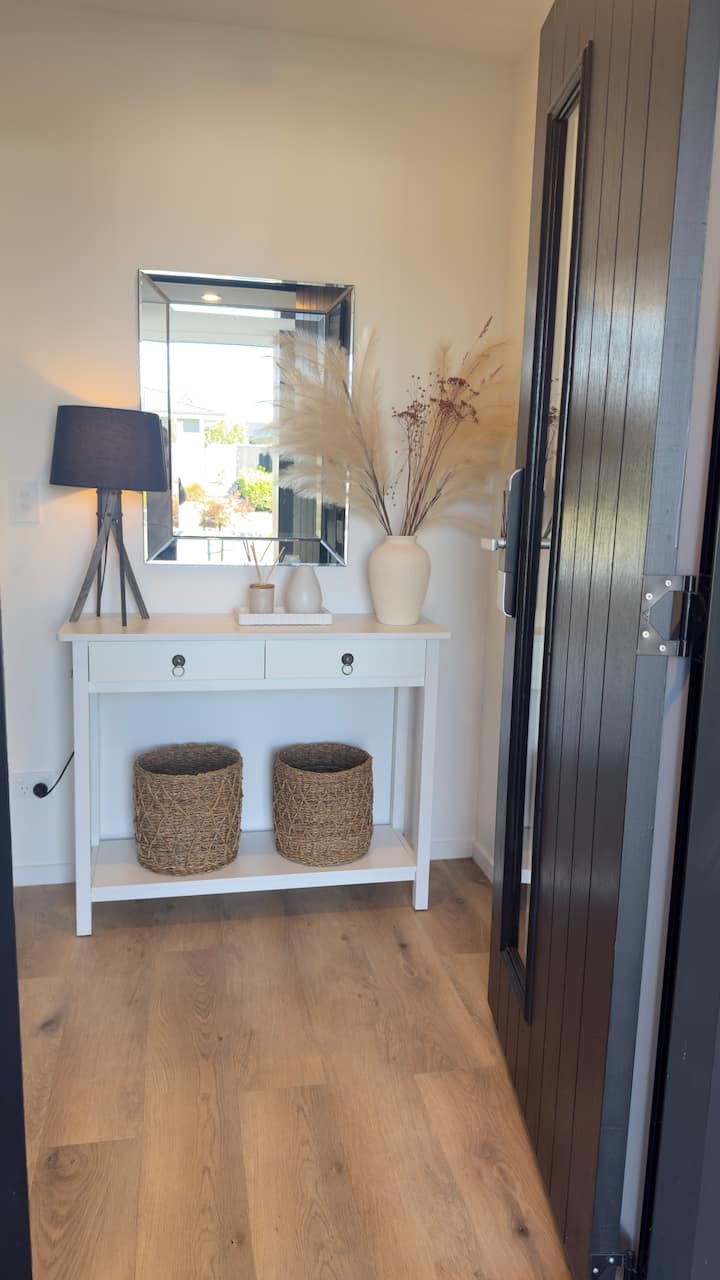 Home Away From Home - Lincoln