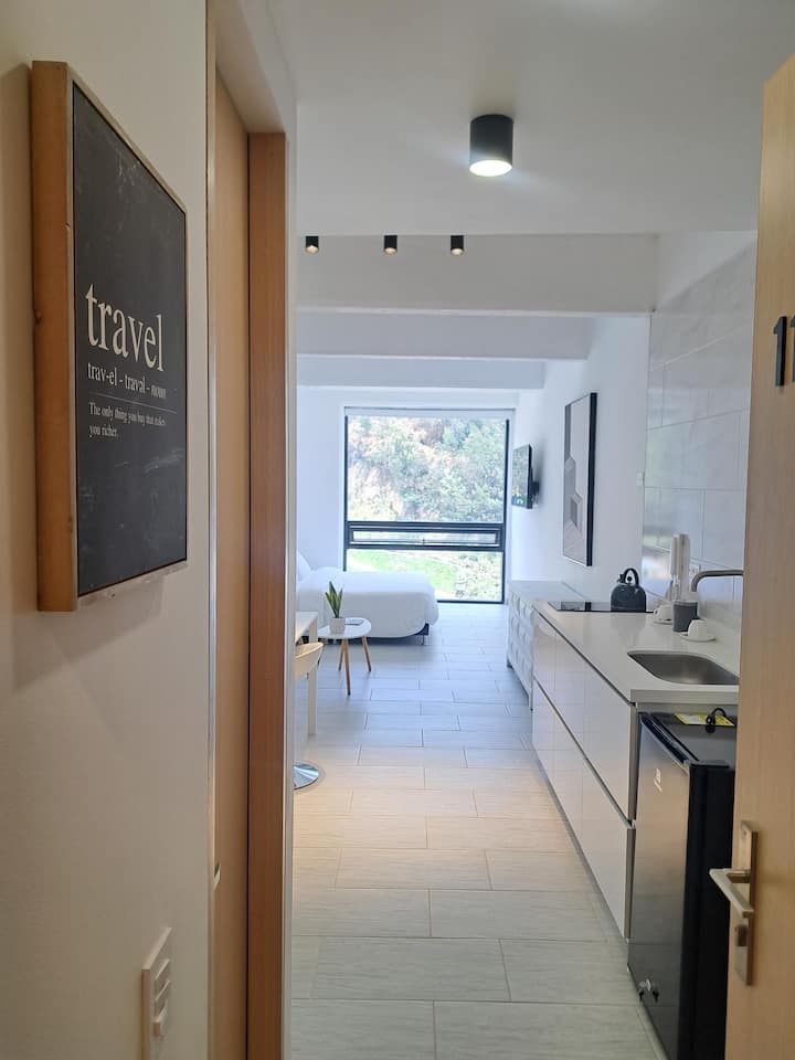 Loft Blanco De Lujo | North Point | Coliving - Bogota