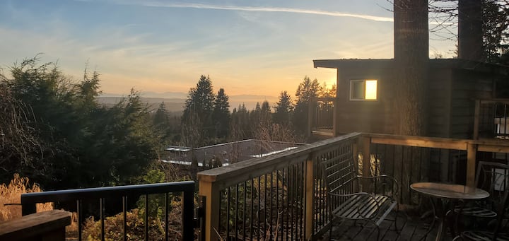 The Hidden Sanctuary - North Vancouver