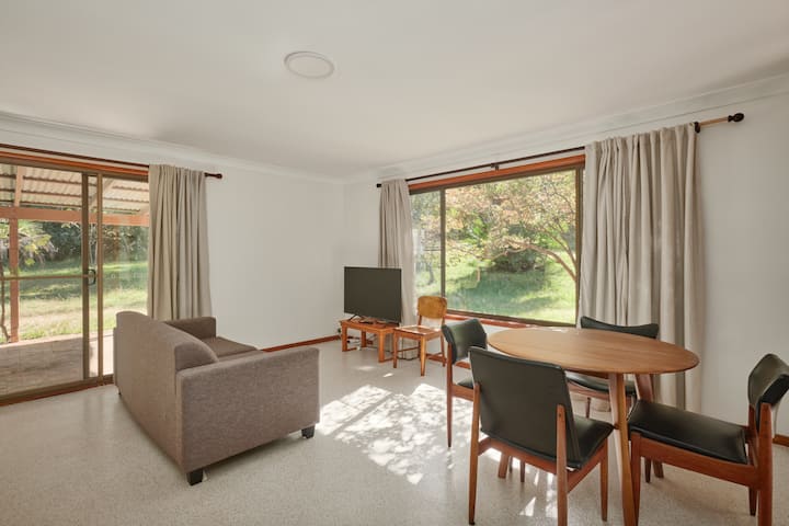 1 Bedroom Apartment In Bushland By The Beach - Diamond Beach