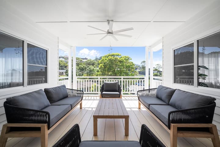 The Break - White House By The Sea - Gerringong