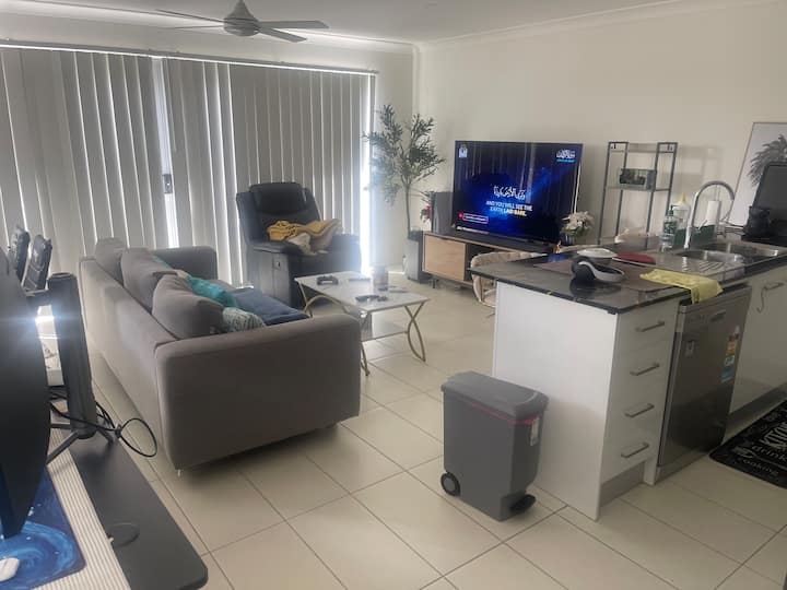 Cozy, Private Room In A Quiet Home. - Ipswich