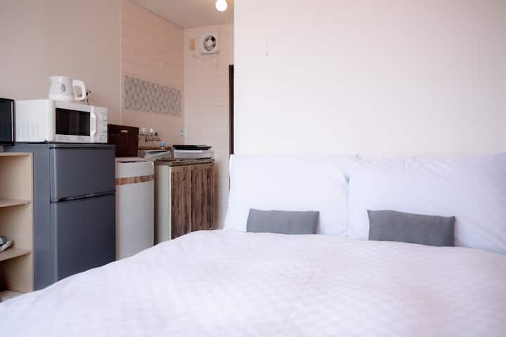 Ponpon House 3b | Washing Machine & Kitchen - Kyoto