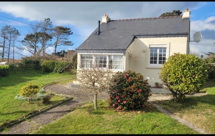 Maison Bretonne Au Bout Du Monde : So Phare Ouest - Plougonvelin