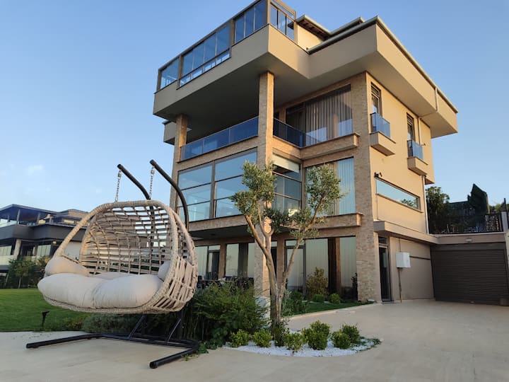 Traumvilla Mit Meerblick & Pool – Privat & Ruhig - Darıca