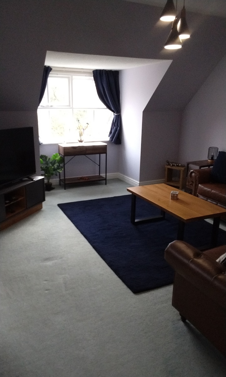 Beautiful Riverside Apartment - Thirsk