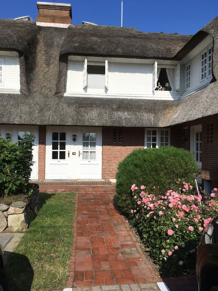 Kampen, Top Lage, Kurhausstraße, Kleiner Meerblick - Kampen (Sylt)