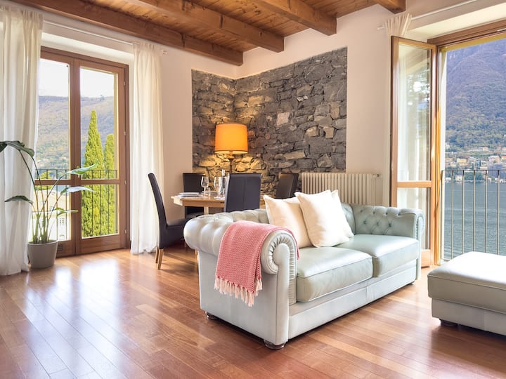 Alvea Home - Lake View And Private Covered Parking - Italy