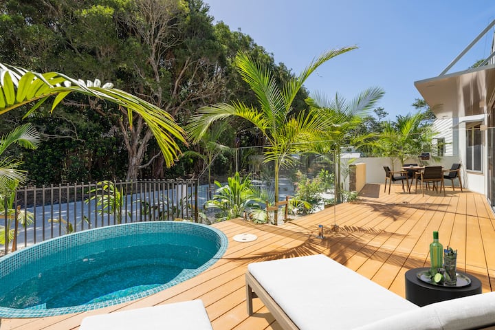 Byron Villa Retreat | Pool, Walk To Town - Byron Bay