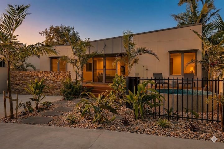 Byron Villa Retreat | Pool, Walk To Town - Byron Bay