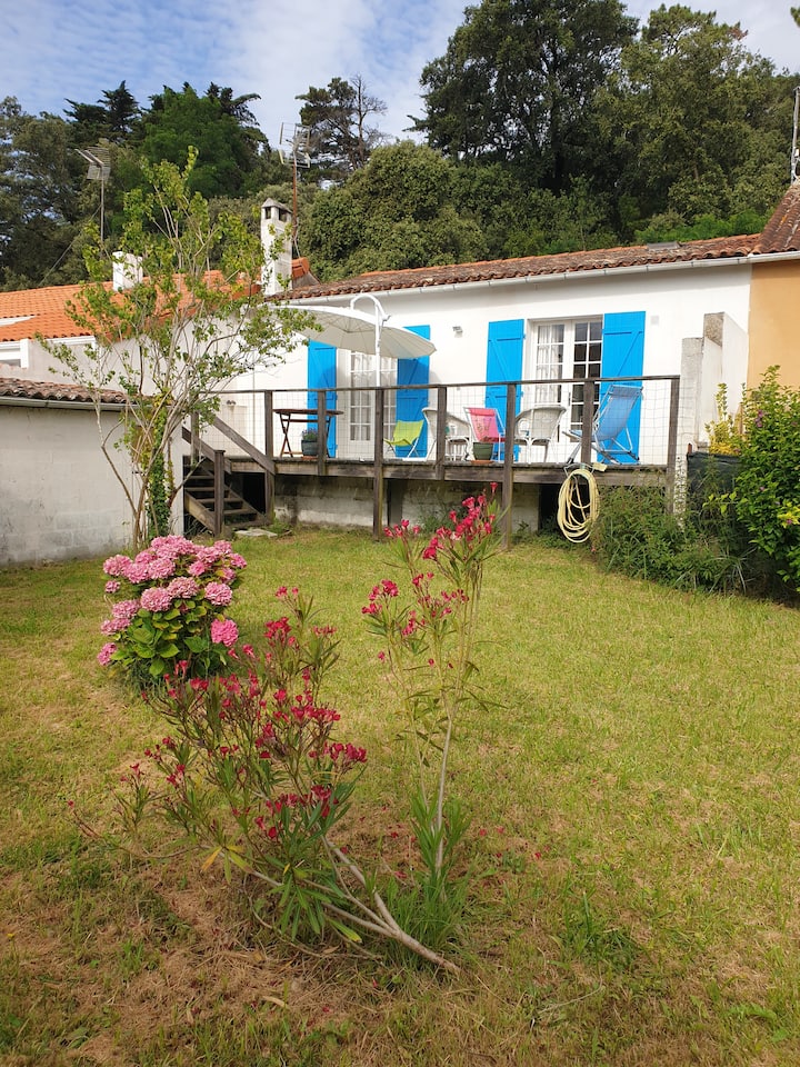 Charmante Maison Avec Grand Jardin - Saint-Trojan-les-Bains