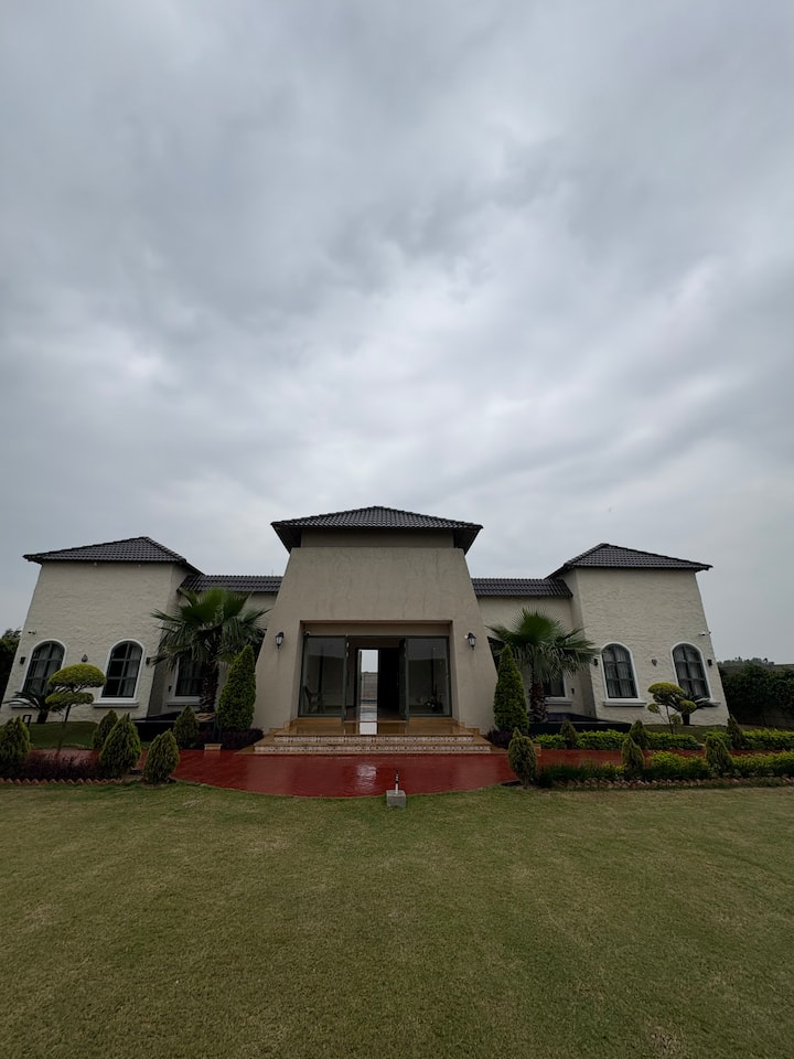 Vintage Farm Stay | Private Swimming Pool • Lawn - Ambala