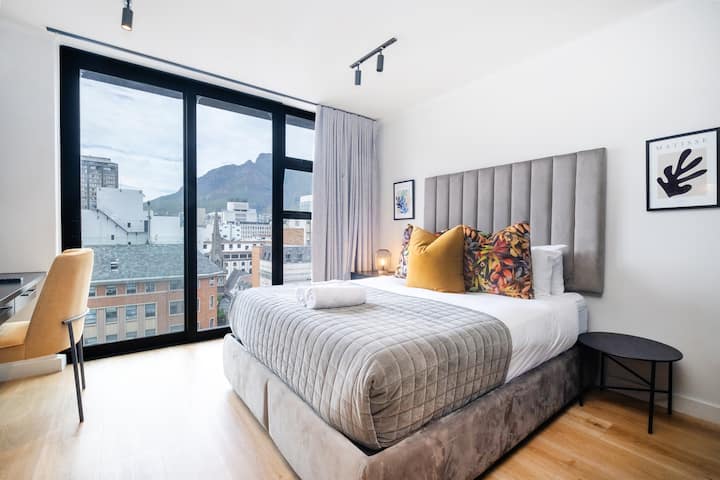 Luxury Studio, City Views + Rooftop Pool - 開普敦