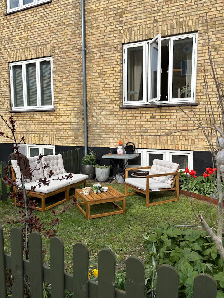 Cute And Calm Apartment W. Private Garden - Copenhagen