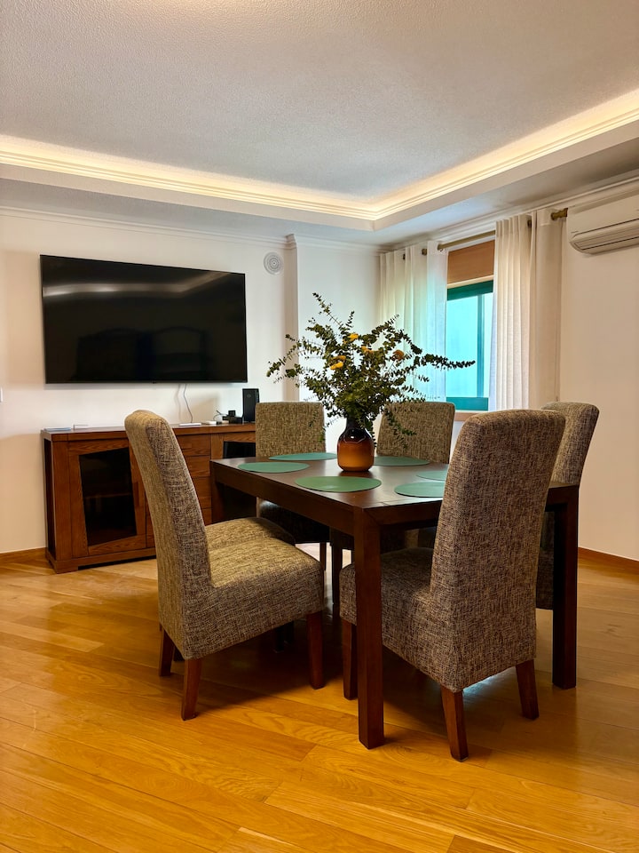 Flat In The City Centre, Cascais Market - Cascais