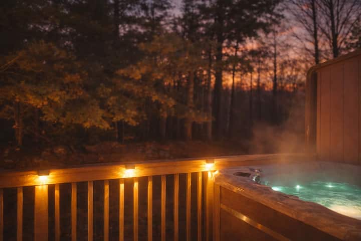 2br Catskills Retreat W/ Tennis, Jacuzzi & Pool - Windham, NY