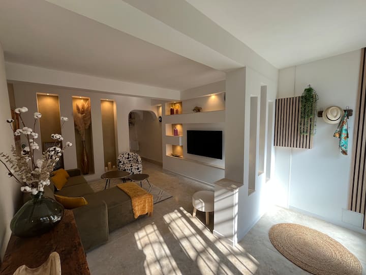 L’écrin Gambetta Maison Cosy Intra-muros+parking - Saint-Laurent-d'Aigouze
