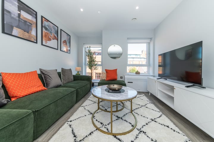 Brand New Flat With Ac 5-min Walk To Town Centre - Reading