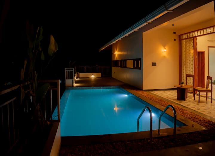 Cozy Homestay In Pala | Safe, Scenic & Serene - 