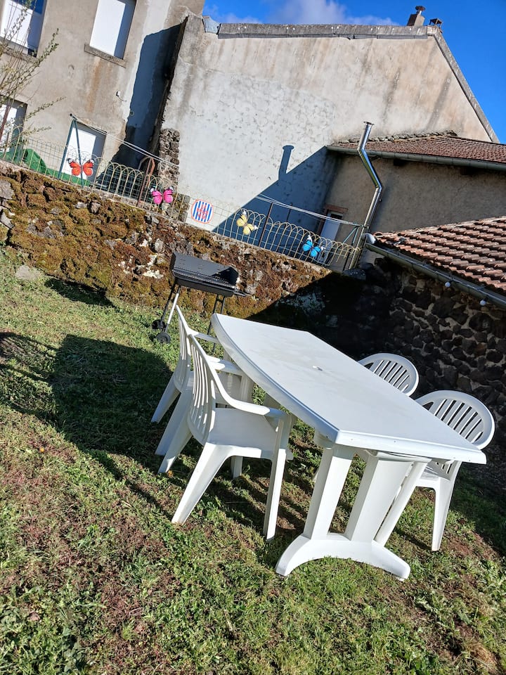Gîte De La Péquelette - Coucouron