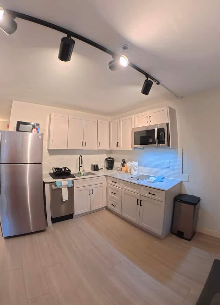 Work And Relax Studio Raleigh - Raleigh, NC