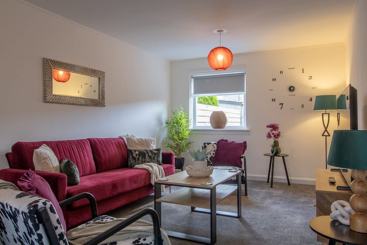 Ash House 3 Bedroom In Cumbernauld - Falkirk