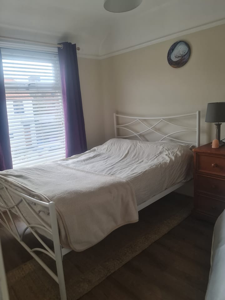 Attractive 3 Bed Semi-detached House - Liverpool
