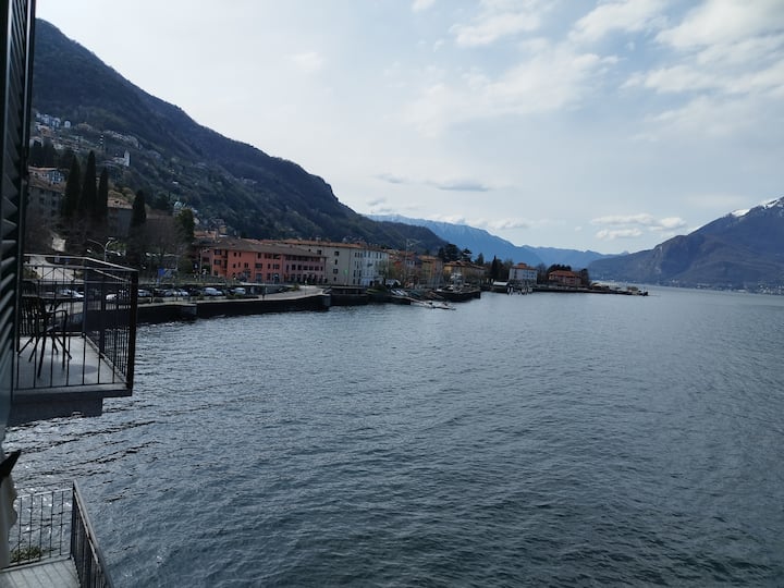 Lakefront Lounge Bellano - Bellano