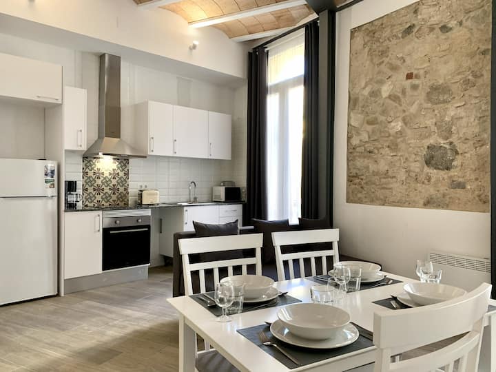 Homenfun Vila Badalona - Badalona