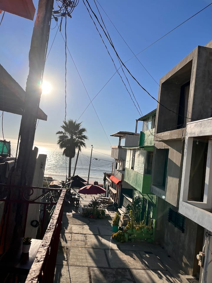 ¡Baja Dave’s Totally Awesome Beach House! - Tijuana