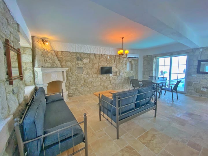Havuzlu Taş Villa 5, Alaçatı ÇArşı Içi - Alaçatı