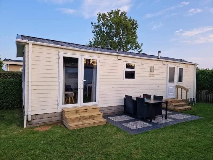Chalet 232 Op Recreatiepark Burghorn - Callantsoog