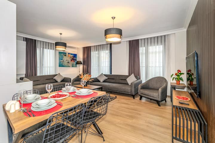 Chic 2+1 Family Residence | Taksim | 24h Desk - İstanbul