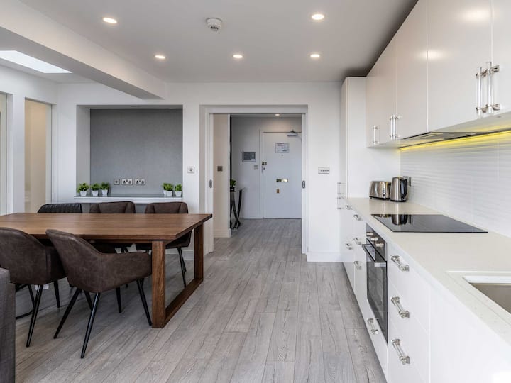 Penthouse (Two Double Rooms, Plus A Sofa Bed) - Londres