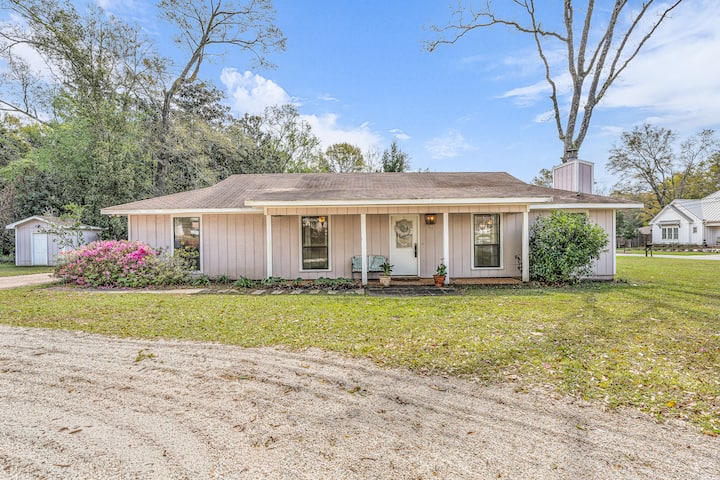 The Lavender House - Fairhope, AL