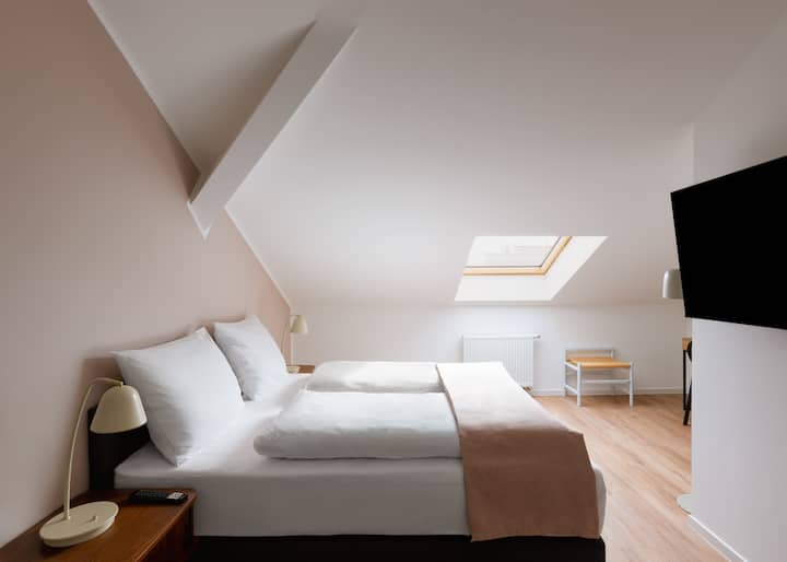 Limehome Kaiserslautern Rummelstr. | Queen Room - Kaiserslautern