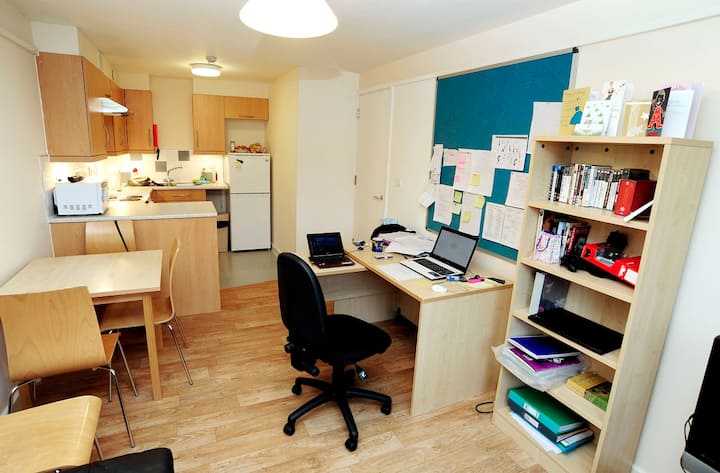 Modern 1-bed Flat, Walk To Oxford Station - Oxford