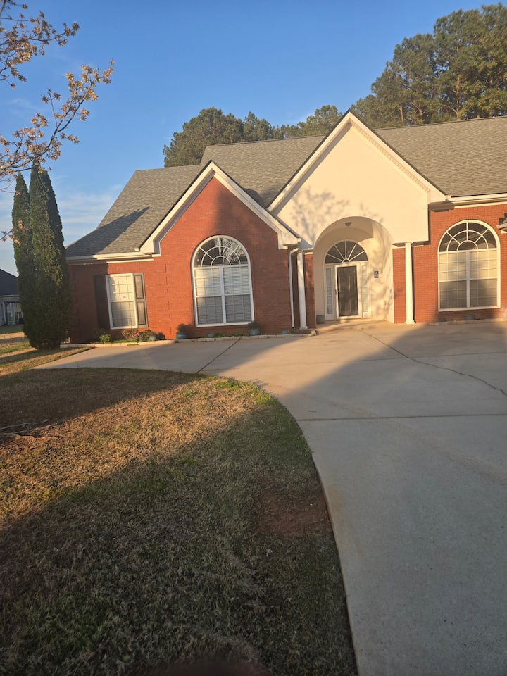 Ranch On The Eagle Landing - McDonough, GA