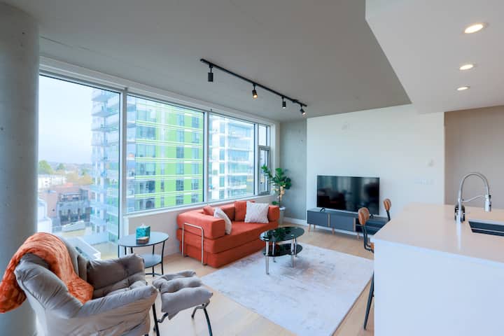 West Coast City Living - Victoria