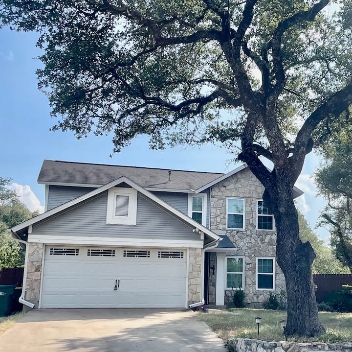 North West Austin - Cedar Park Beautiful House - Cedar Park, TX