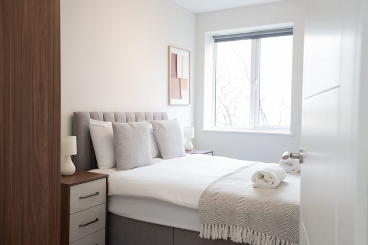 Church House Apartments By Guestz - Filton