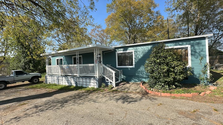 Spacious House 3 Minutes From Downtown - Lake Craig, SC