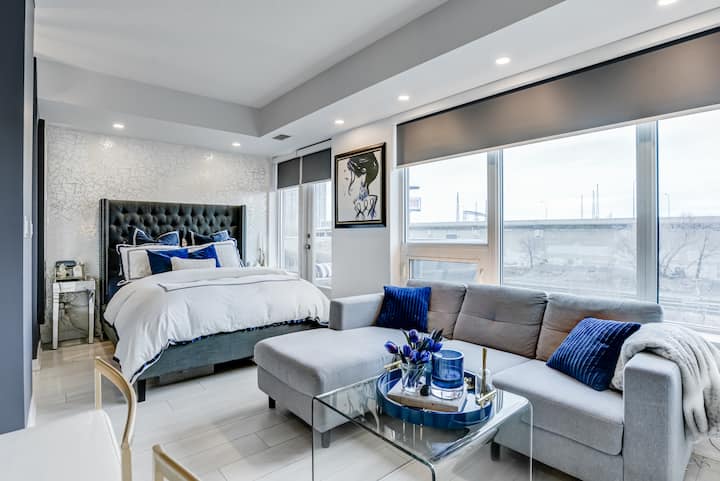 Walk To Bmo Field | Liberty Village | Fifa Ready - Toronto