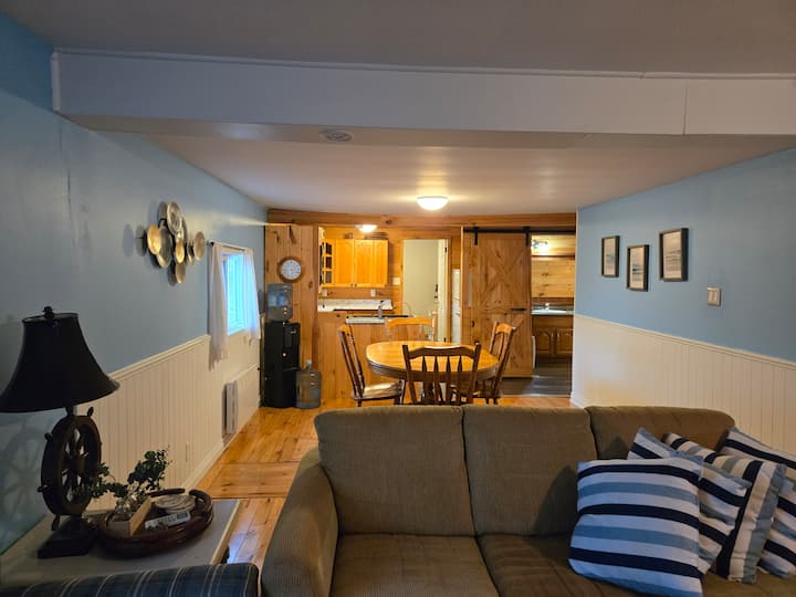 Cottage With Private Beach Access - Shediac